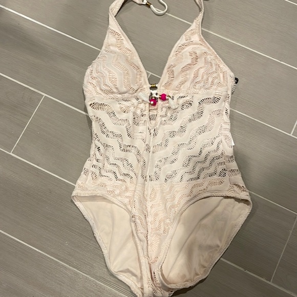 Robin Piccone | Swim | Nwt Robin Piccone Beautiful One Piece | Poshmark